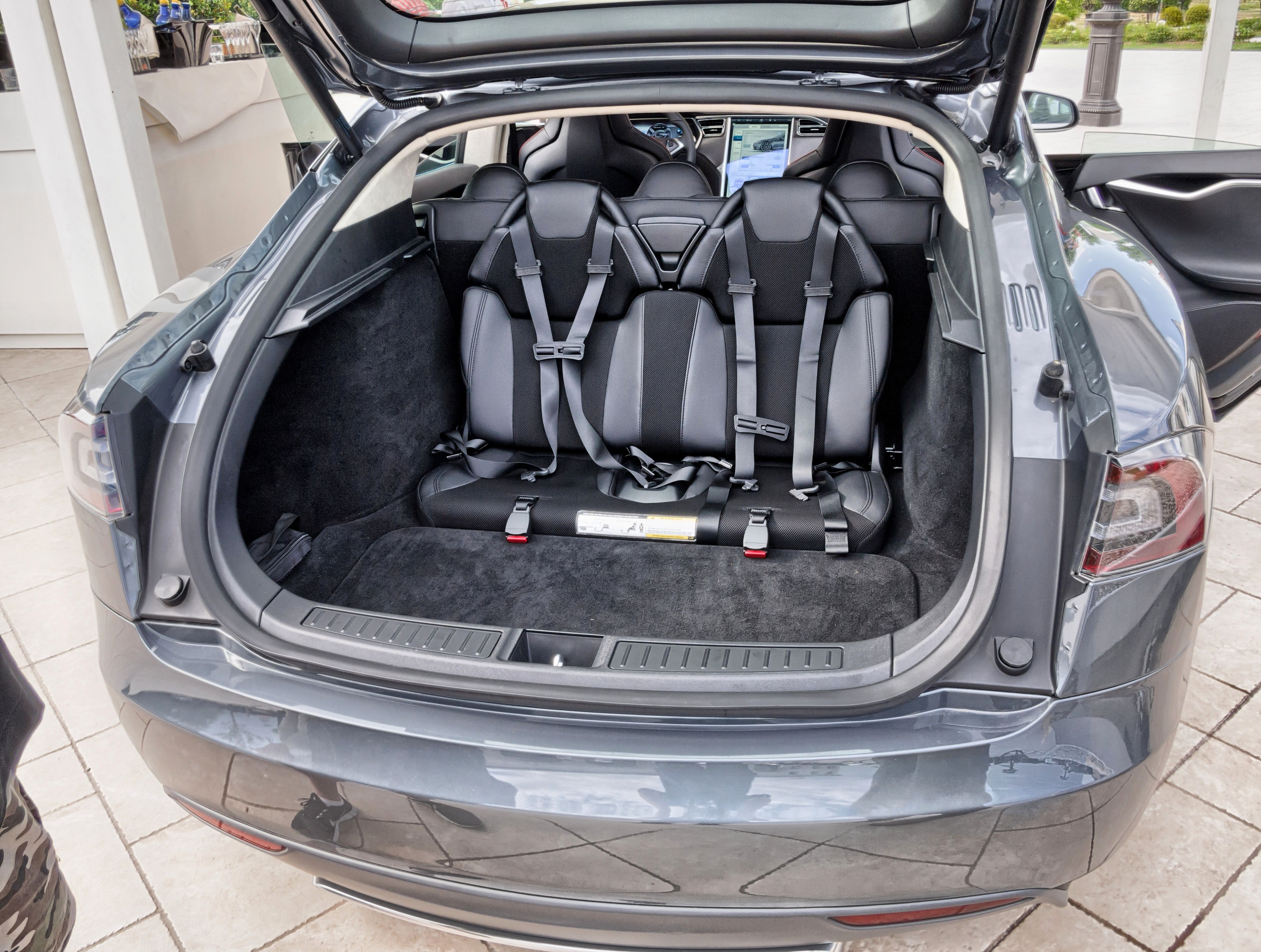 Tesla Model E, marchio registrato - Tesla Club Italy